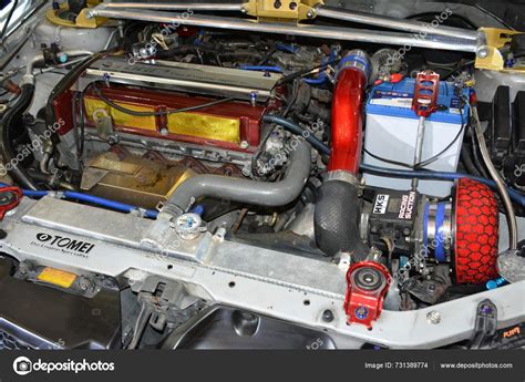 Muntinlupa Jan Mitsubishi Lancer Engine Neo Classic Car Show January