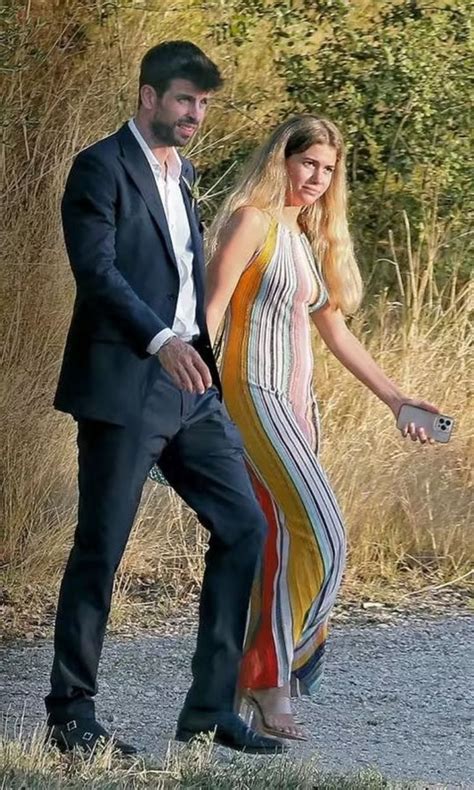 Gerard Piqué Revela Sin Querer El Instagram De Su Novia Clara Chía