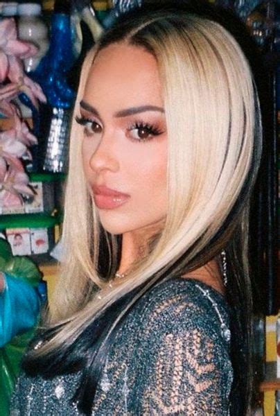Bad Gyal Demuestra Su Flow 2000 Arriba De Este Exótico Coche Tork Autos
