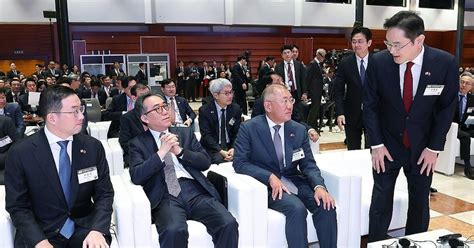 비즈 포럼 참석하는 이재용 삼성전자 회장