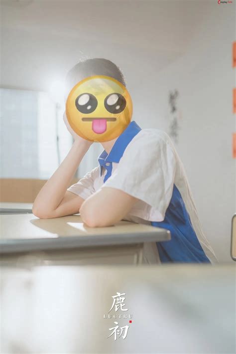 鹿初 Shika Hatsu Classroom “111 Photos”