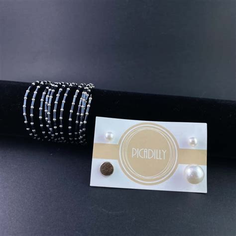 Cute Bangle And Earrings