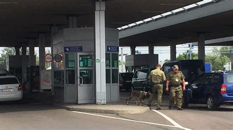 Митна служба завтра очікується повне блокування руху вантажівок у пункті пропуску «Ягодин