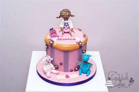 Doc Mcstuffins And Friends Doc Mcstuffins Doc Mcstuffins Cake Girl