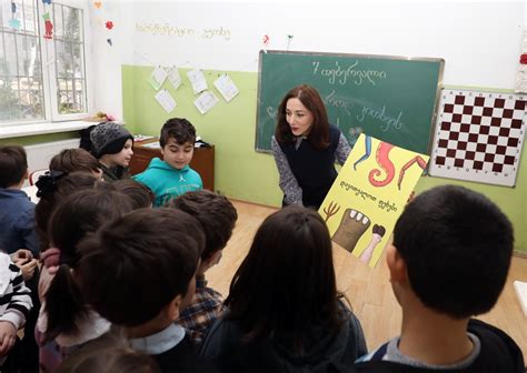 📚 7 თებერვალი საჯაროდ კითხვის მსოფლიო დღე თბილისის N62 საჯარო სკოლის