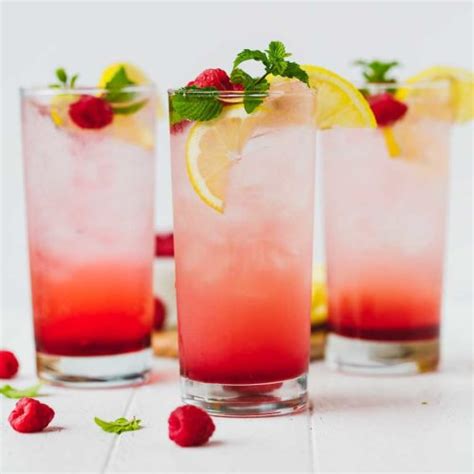 Raspberry Smoothie With Yogurt