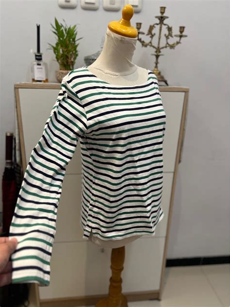 Uniqlo Mirip Kaos Salur Kaos Garis Garis Lengan Panjang Bahan