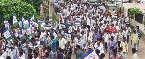 Bandh Evokes Mixed Response