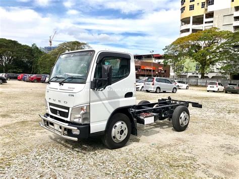 Mitsubishi Fuso Fe Series Fe71pe8srdg3 Bare Chassis 10 Feet Soon