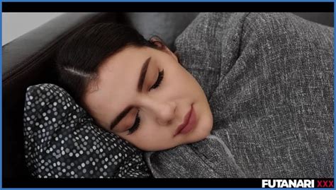 Futanari 22 08 05 Valentina Nappi Dreams Of Valentina Xxx Internal 480p