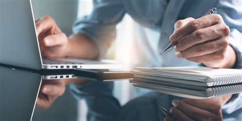 11 best short term job oriented courses 2025 fees duration