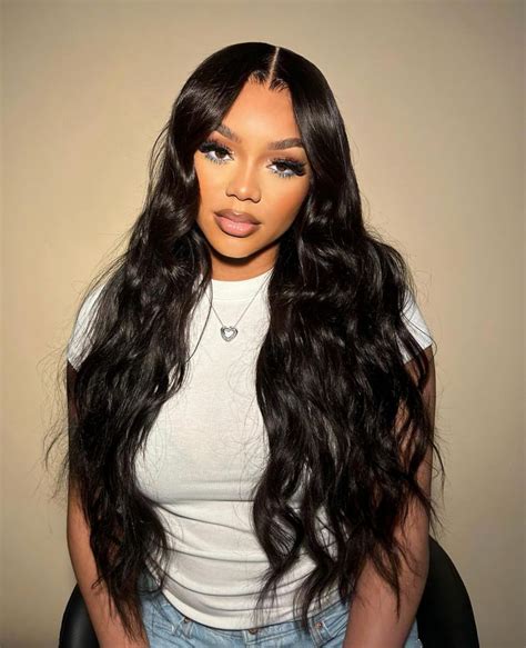 32 Lovely Wavy Hair Ideas That Will Put The Focus On You