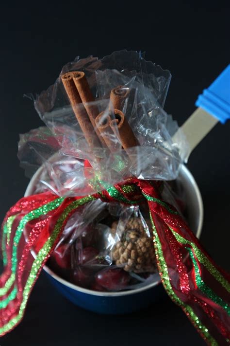 Homemade Simmering Stovetop Potpourri Holiday Edition A Great Holiday
