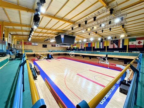 Хандгайт Олимп Цогцолбор том спорт заал Ezaal Mn