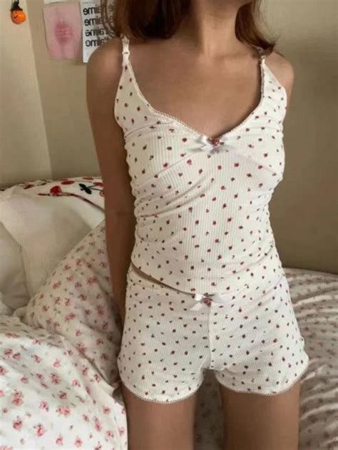 Disty Floral Print V Neck Lounge Set Anotherchill