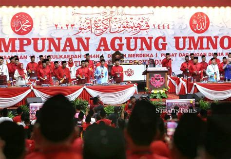 Zahid To Umno Warlords Rumoured To Join Pn Good Luck New Straits