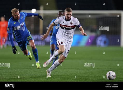 Lewis Ferguson Bologna Viktor Kovalenko Empoli During The Italy
