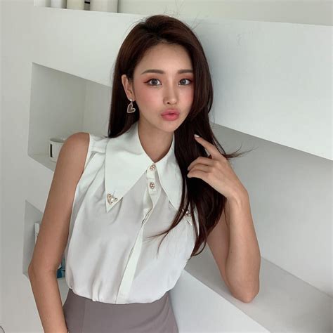 스위트글램さんはinstagramを利用しています「스위트글램 Sweetglam 💕글램 단독입고 블라우스💕 하이퀄리티와