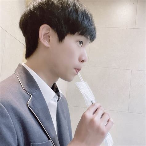 Bokihuang On Threads