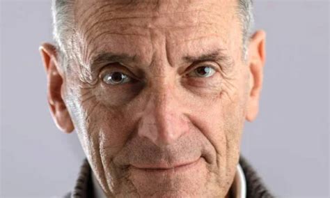 Stephen Greif Ator De The Crown Morre Aos 78 Anos