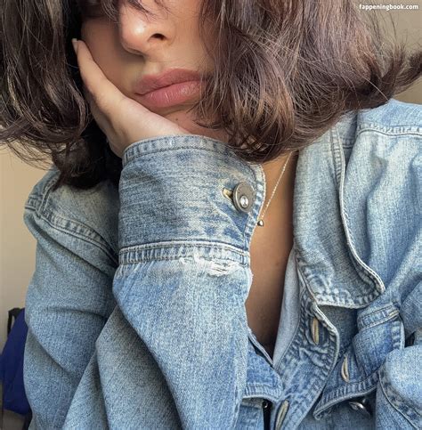 Pishipishiani Peasandpies Nude OnlyFans Leaks Fappening FappeningBook