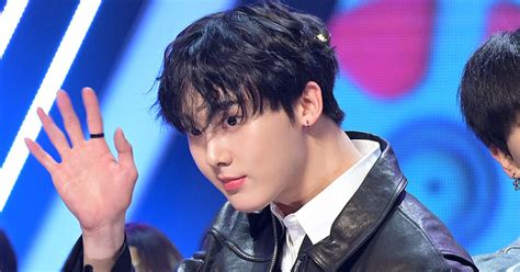 아스트로 산하 손보다 작은 비주얼[포토엔hd]