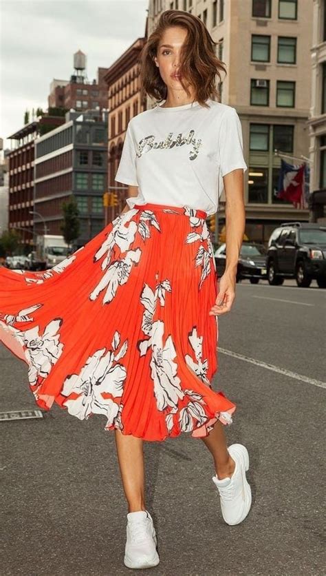 Пару слов о плиссированной юбке Кому как и с чем носить плиссе Pakaian Modis Model Pakaian