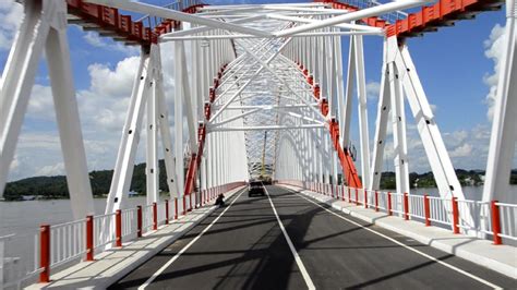 KAWASAN WISATA JEMBATAN TAYAN Pancurajipost