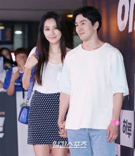 윤지민 나이 배우 권해성 남편 결혼 와이프 아내 자녀 가족 고향 집안 네이버 블로그