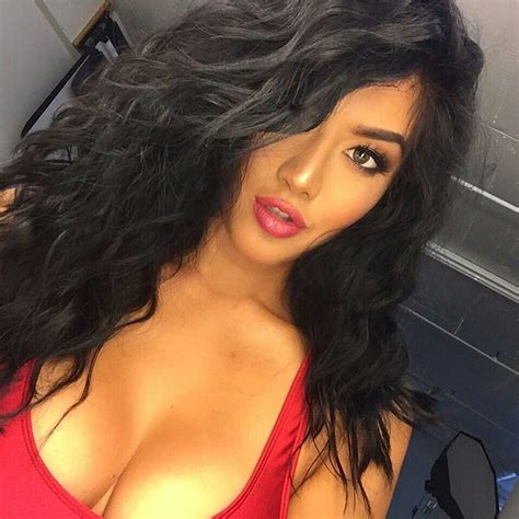 15 Sexiest Vietnamese Models In 2016