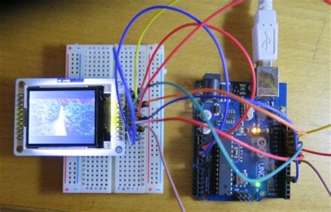Fun With The Arduino Esplora A Digital Picture Frame Miguelgrinberg Com