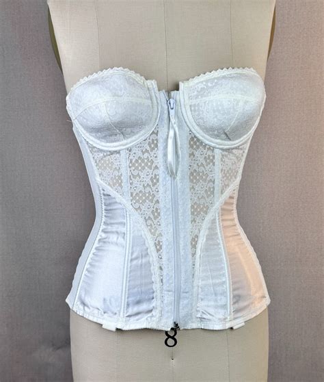 Vintage 80s White Lace Merry Widow Corset Bustier With Zip Front By