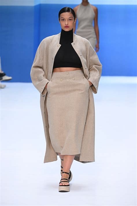 Самые привлекательные модели Plus Size Пикабу