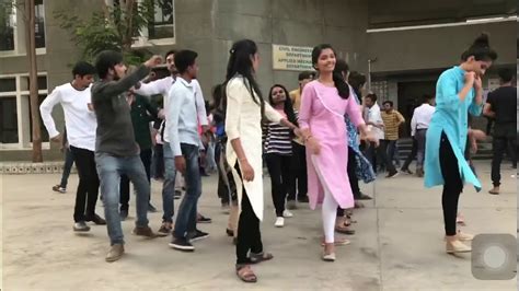 Gec College In Dahod Timali Dance 🕺😝🤣😜 Youtube