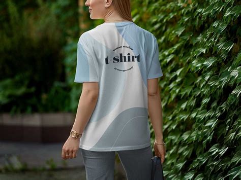 Woman T Shirt Free Psd Mockup Free Mockup
