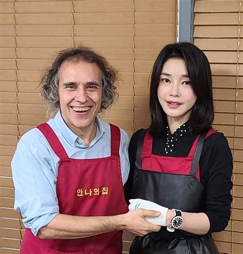 대통령실 김건희 여사 사회적 약자 비공개 봉사활동 이어갈 것 아주경제