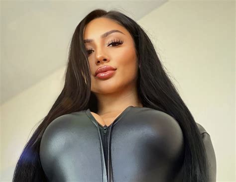 Princess Trixie Banks Domme Addiction Daily Fix Wednesday June 7th