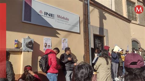 Ciudadanos Abarrotan Módulos Del Ine En Edomex Para Renovar Credencial