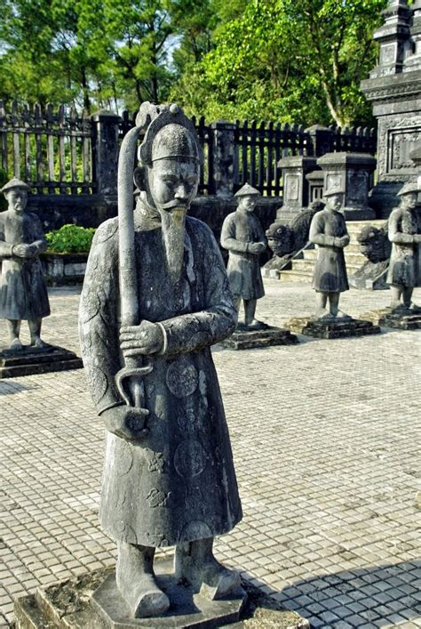 무료 이미지 기념물 동상 베트남 이름 석상 미술 신전 장엄한 웅장한 무덤 돌 조각 힌두교 사원 고대 역사