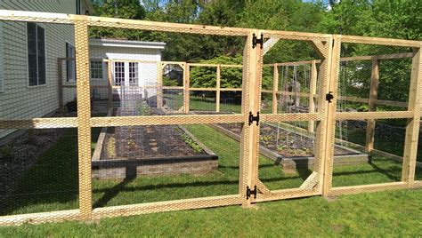 Chicken Run Fence Ideas How To Build A Secure Chicken Run Wood