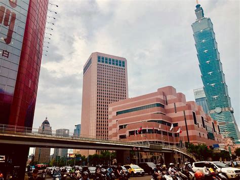 世銀經商環境台灣退步2名 工商界：勿需悲觀整體環境仍佳 中廣新聞網 Line Today