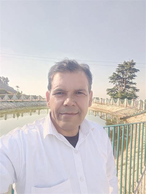 Hilly Horizon Reviews Photos