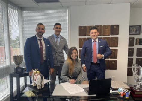 Carrera Con Quintero And Partners Roxana Duarte Quintero And Partners Globe Life American Income