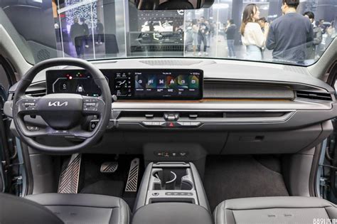 【2023首爾車展】kia Ev9霸氣現身 實車有夠帥！ 8891新車