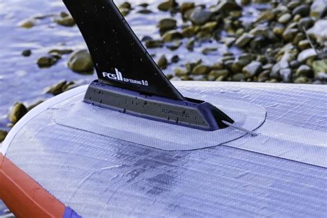 Alles was steif macht – neue Technologien bei aufblasbaren SUPs | SURF