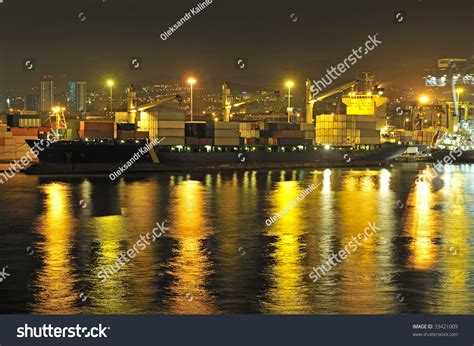 Container Ship During Load Operations 스톡 사진 지금 편집