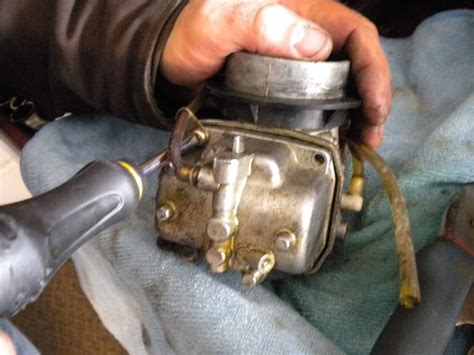 How to Clean and Adjust a Honda Lawn Mower Carburetor: Step-by-Step Guide