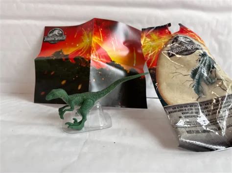 Jurassic World Mattel Velociraptor Dinosaur Mini Action Dino Figure