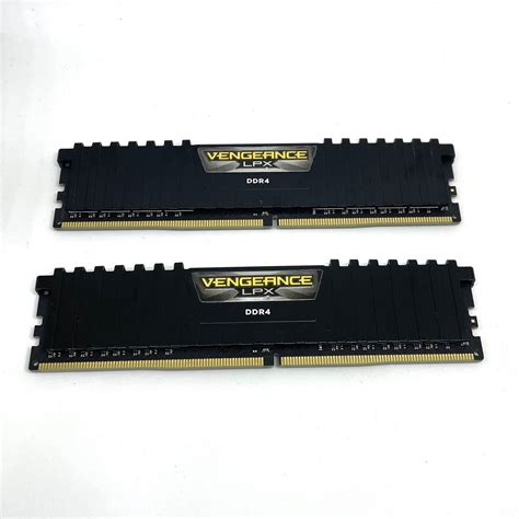 【目立った傷や汚れなし】corsair Vengeance 8gb 2 X 4gb Ddr4 Dram 2666mhz