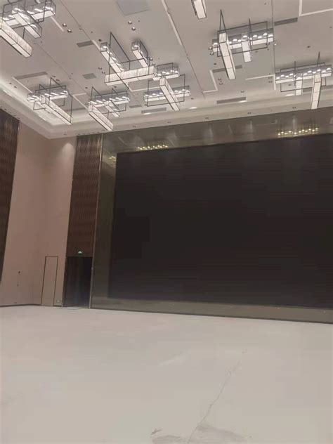 佛山丽致汇万豪酒店 杰富玻璃金属网玻璃样板佛山丽致汇万豪酒店 杰富玻璃金属网玻璃报价佛山丽致汇万豪酒店 杰富玻璃金属网玻璃采购金盘材料金盘网
